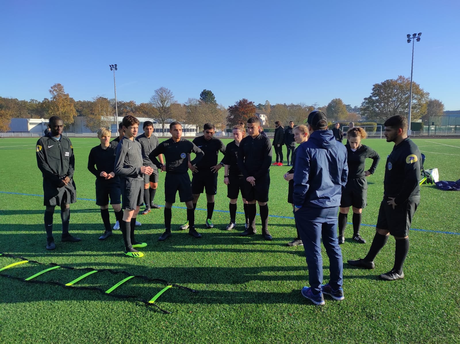 Arbitres FAR en stage au CS CELLOIS – DISTRICT DES YVELINES DE FOOTBALL